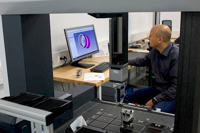 Thierbach GmbH – DIN 16903 Gewindebuchsen